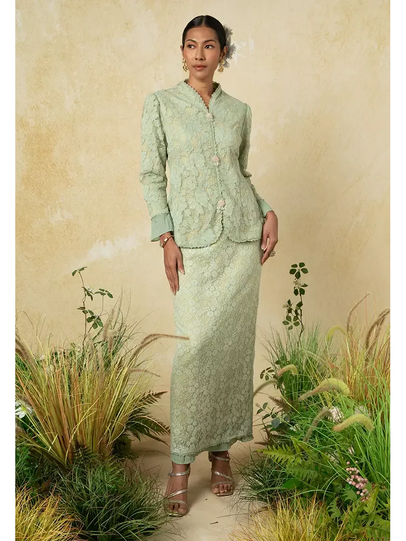 Zalia Nian Baju Kebaya Sage Green - Green - S | We Rent Fashion