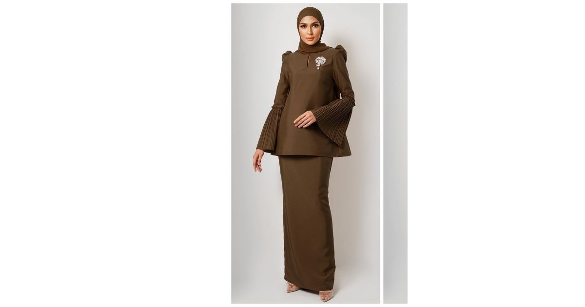 Rizman Ruzaini Puteri Baju Kurung Kedah Brown - Brown - XL | We Rent ...