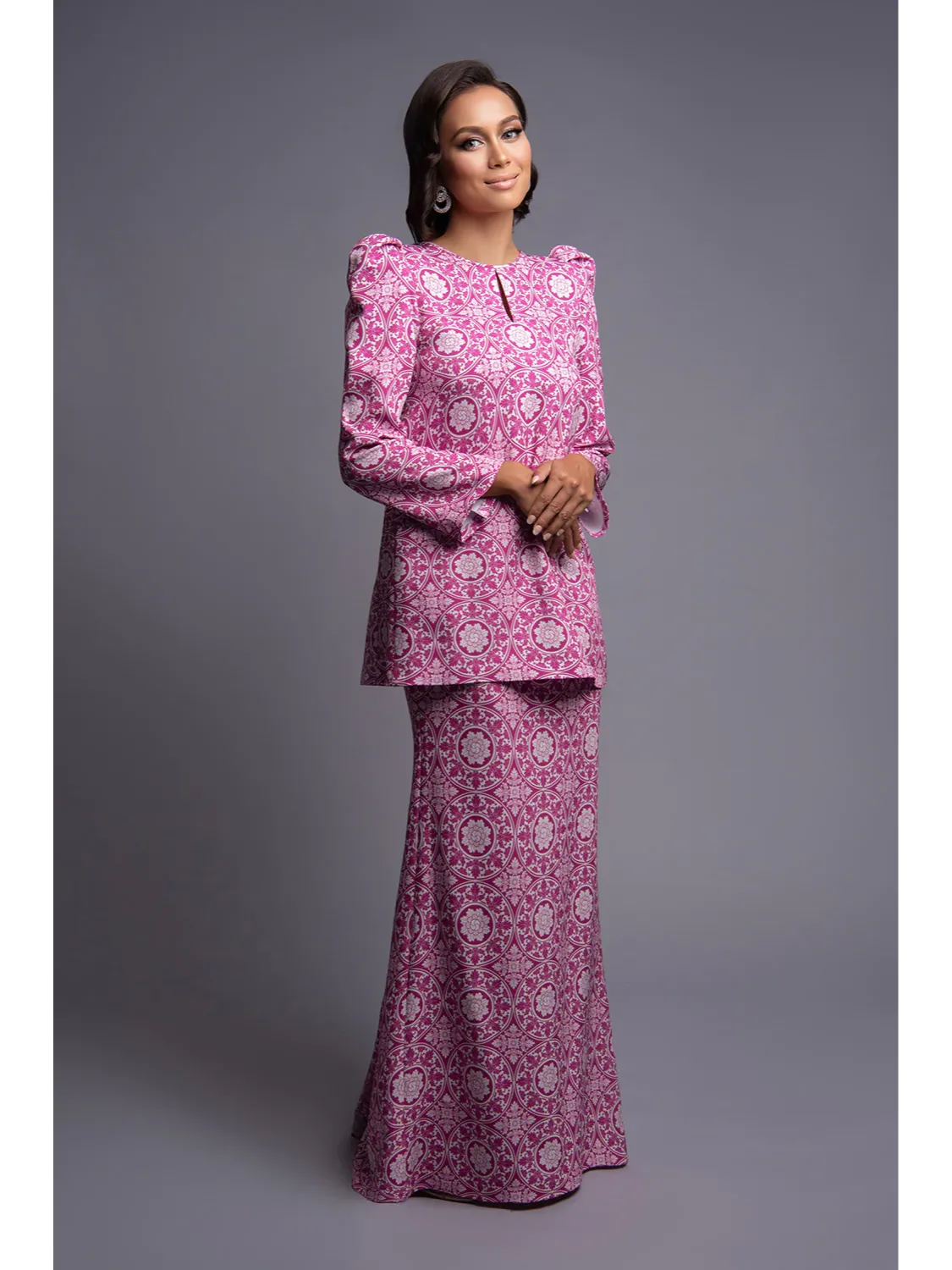 Rizman Ruzaini Natasha Baju Kurung in Shocking Pink - Pink - L | We ...