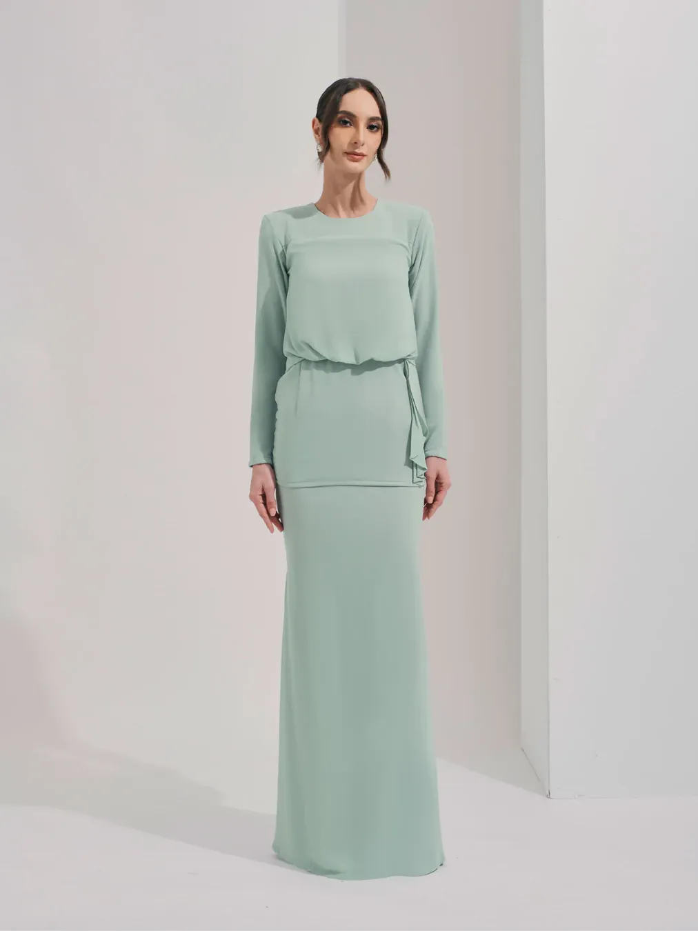 Qiszar Anna Baju Kurung Kedah Modern Sage - Green - S | We Rent Fashion
