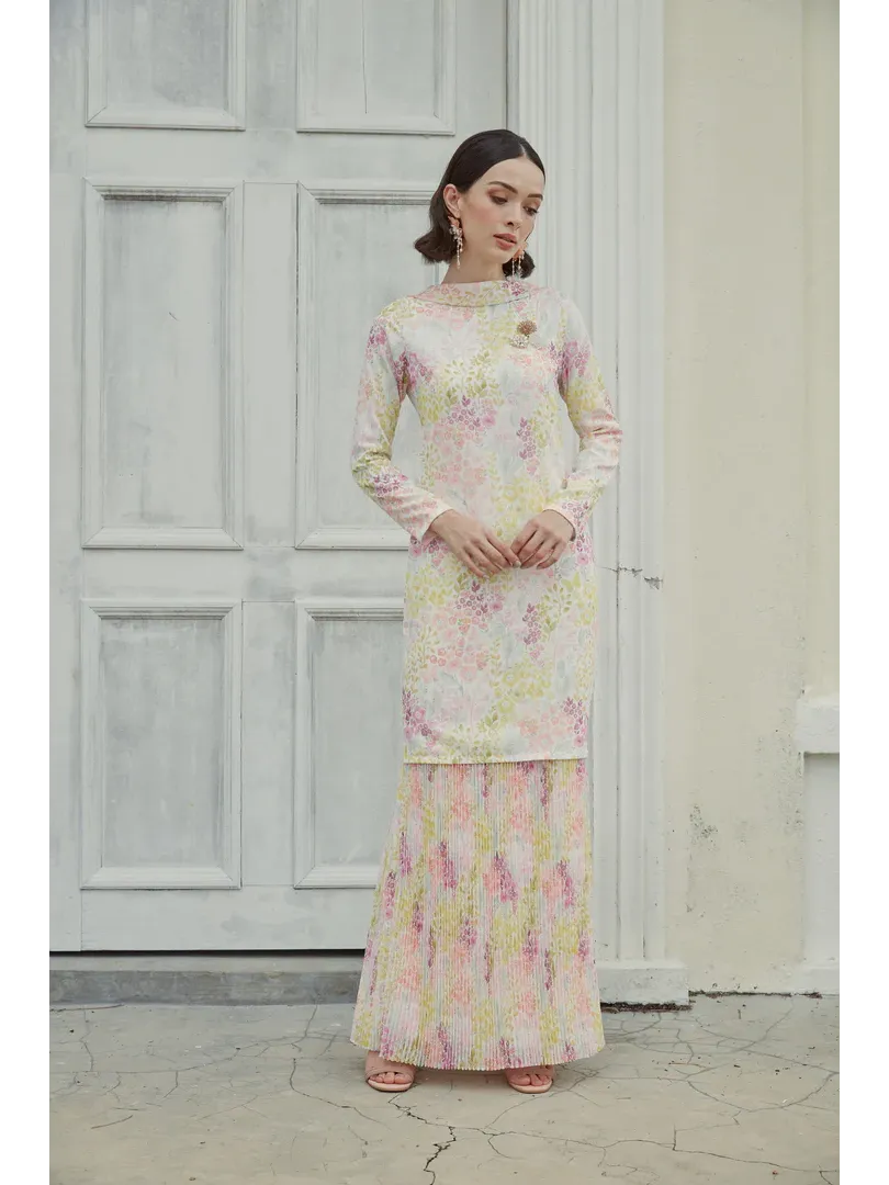 Innai Red Kirana Long Kurung with Cowl Neck and Pleated Skirt - Cream ...