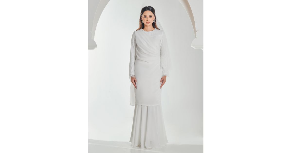 Camellia Empire Kalya Baju Kurung Off White - White - M | We Rent Fashion