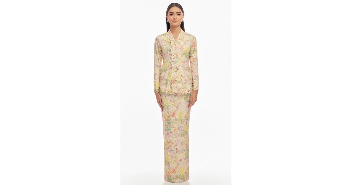 Wanzar Posey Short Baju Kebaya Kurung in Venetian Yellow - Yellow - S ...